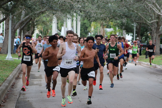 Fort Myers Turkey Trot 5K: On Course